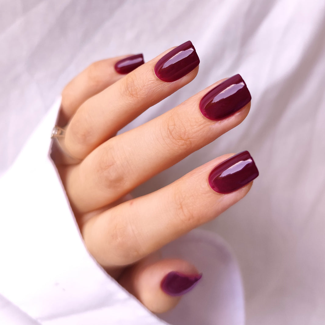 Unghii false și unghii press on Instant Nails